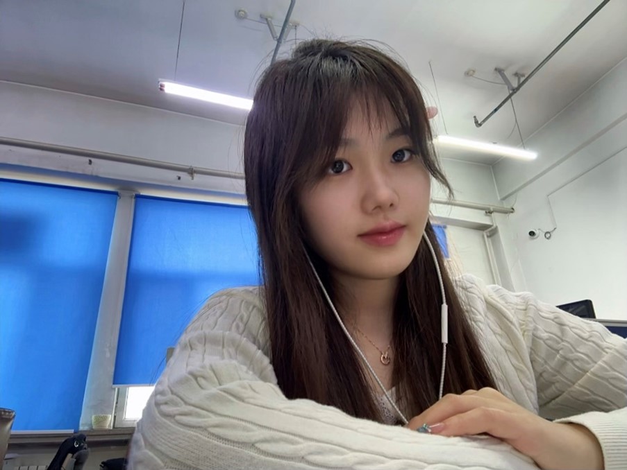 刘铱凡个人简介 | YOUTH